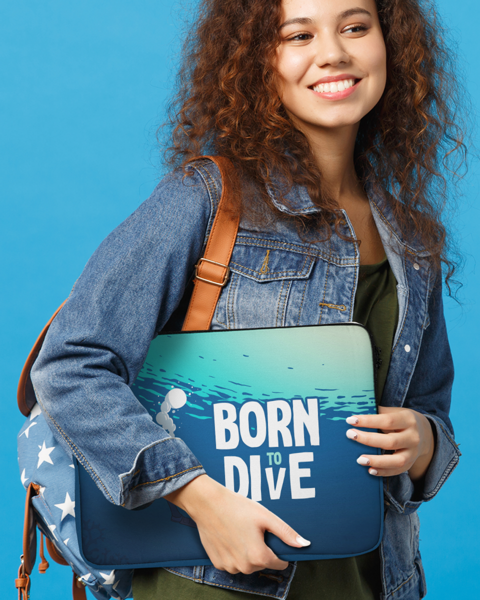 Underwater Adventures: Waterproof Laptop Sleeves for Divers – Creative ...