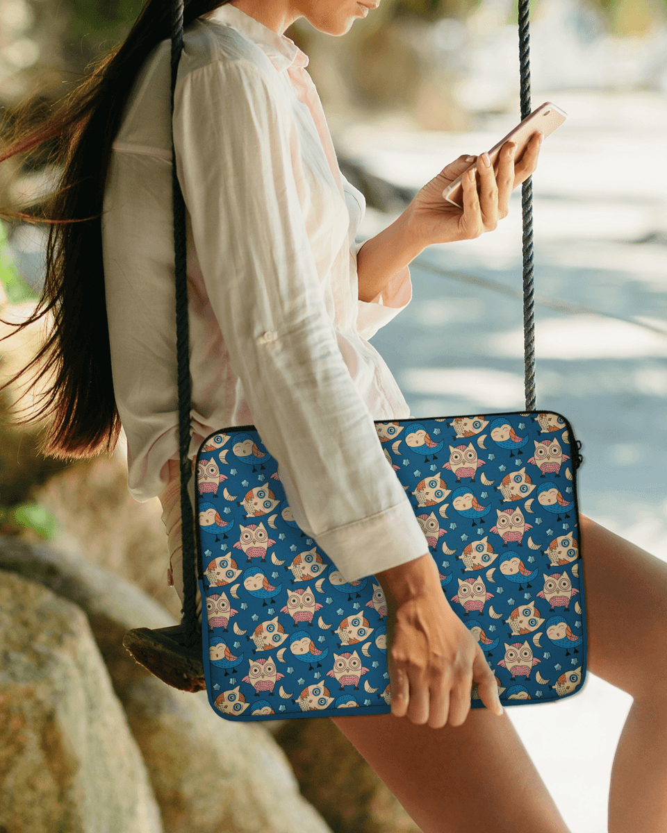 Shop for Creative and Cool Owl Print Laptop Sleeves – Creative Dukaan
